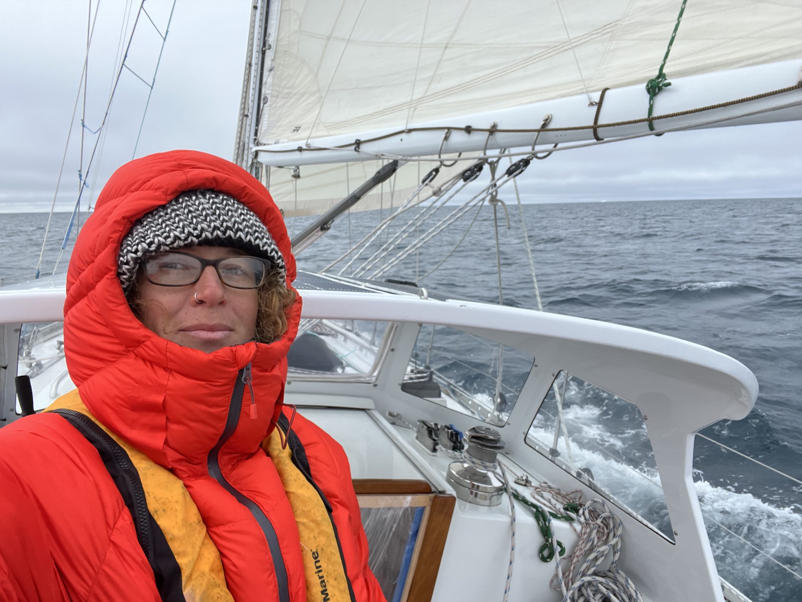 Crossing the sea ice of Baffin Bay - Sailing Caprivi